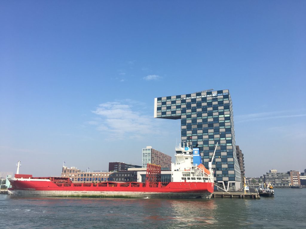 Nurturing Talent in the Port City of Rotterdam - PORTUS