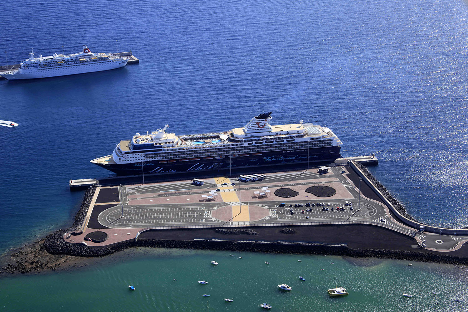 Cruise terminals - PORTUS