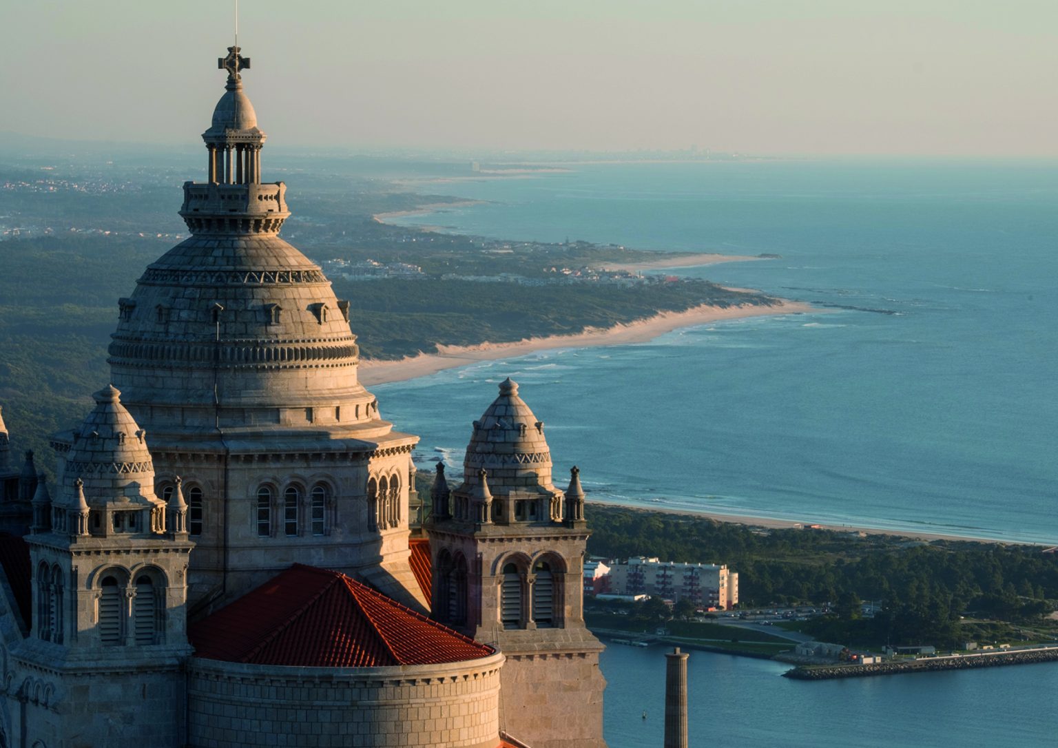 Viana do Castelo: The village that made the port, the port that made ...