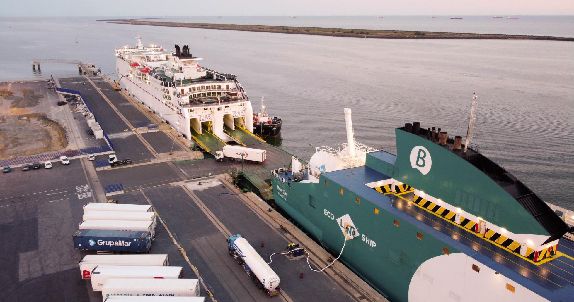 Evolution of Huelva Port as Energy Port and Global Logistics Node - PORTUS