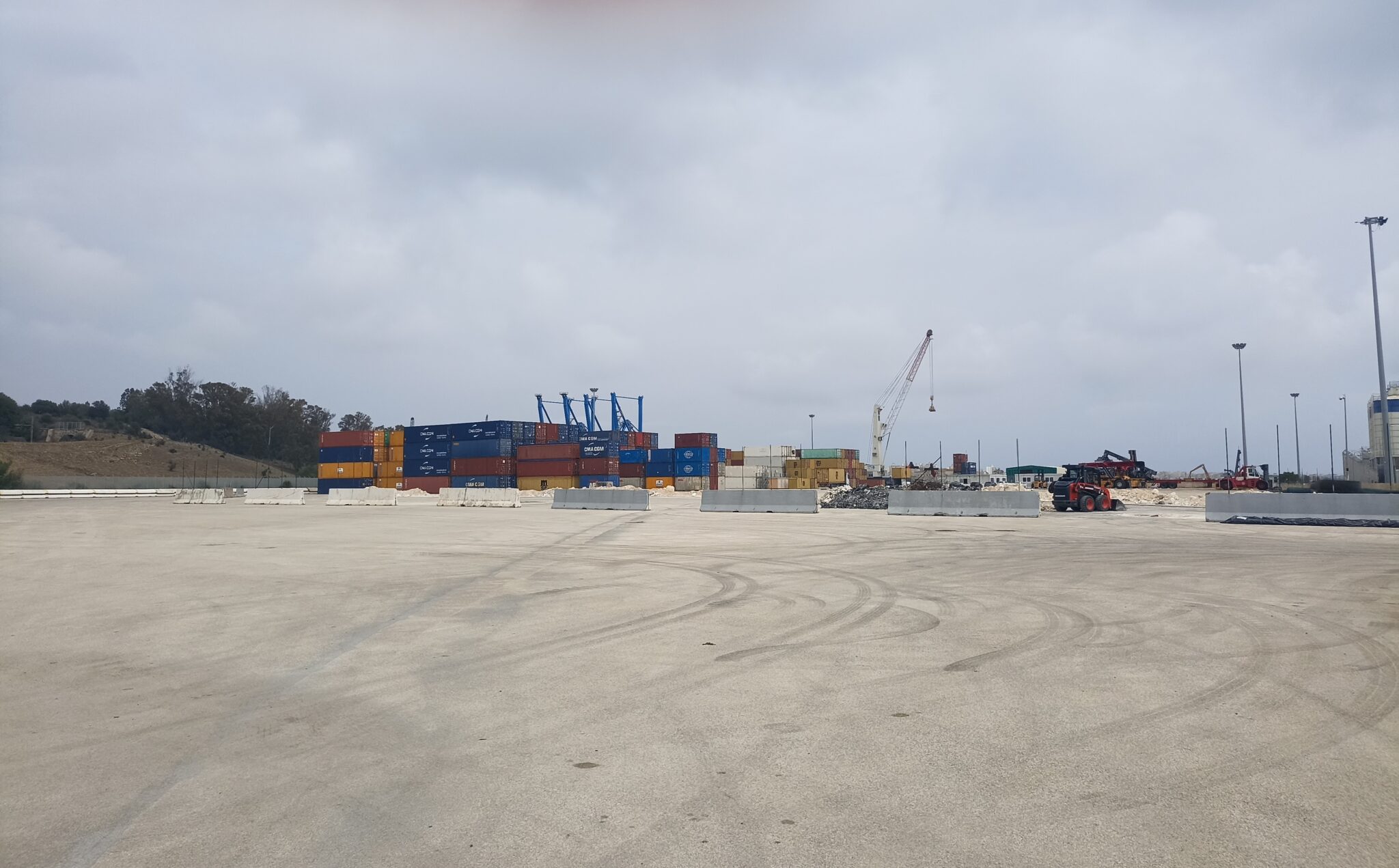 Synergy Between the Ports of Catania and Augusta: A Virtuous Example of ...