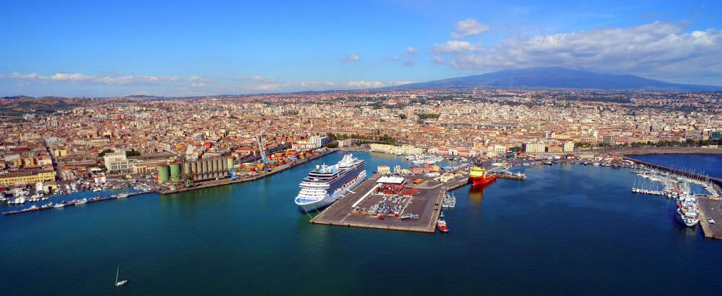 Destination Catania: The Effects of Nautical Tourism and the Role of ...