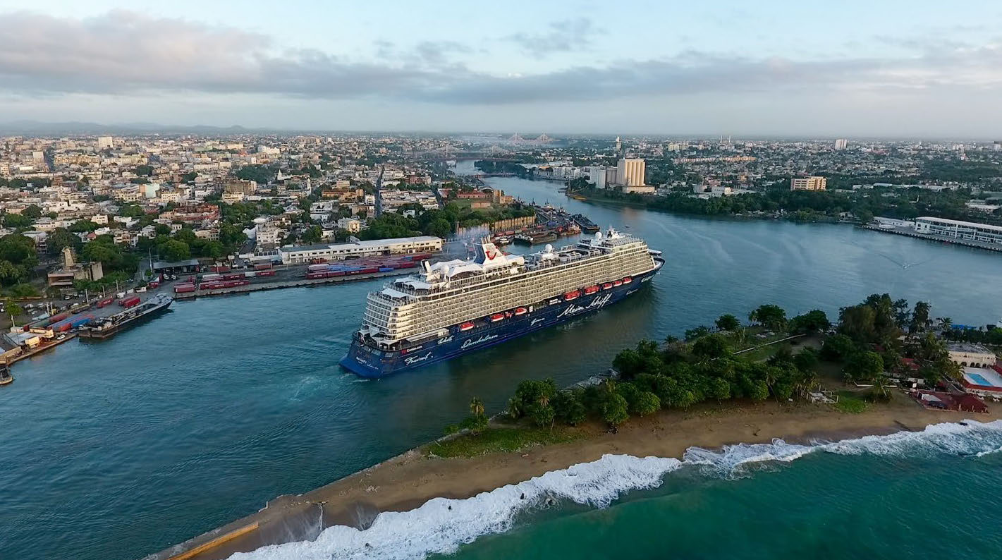 Santo Domingo (Dominican Republic). Port, City and Surroundings for a ...